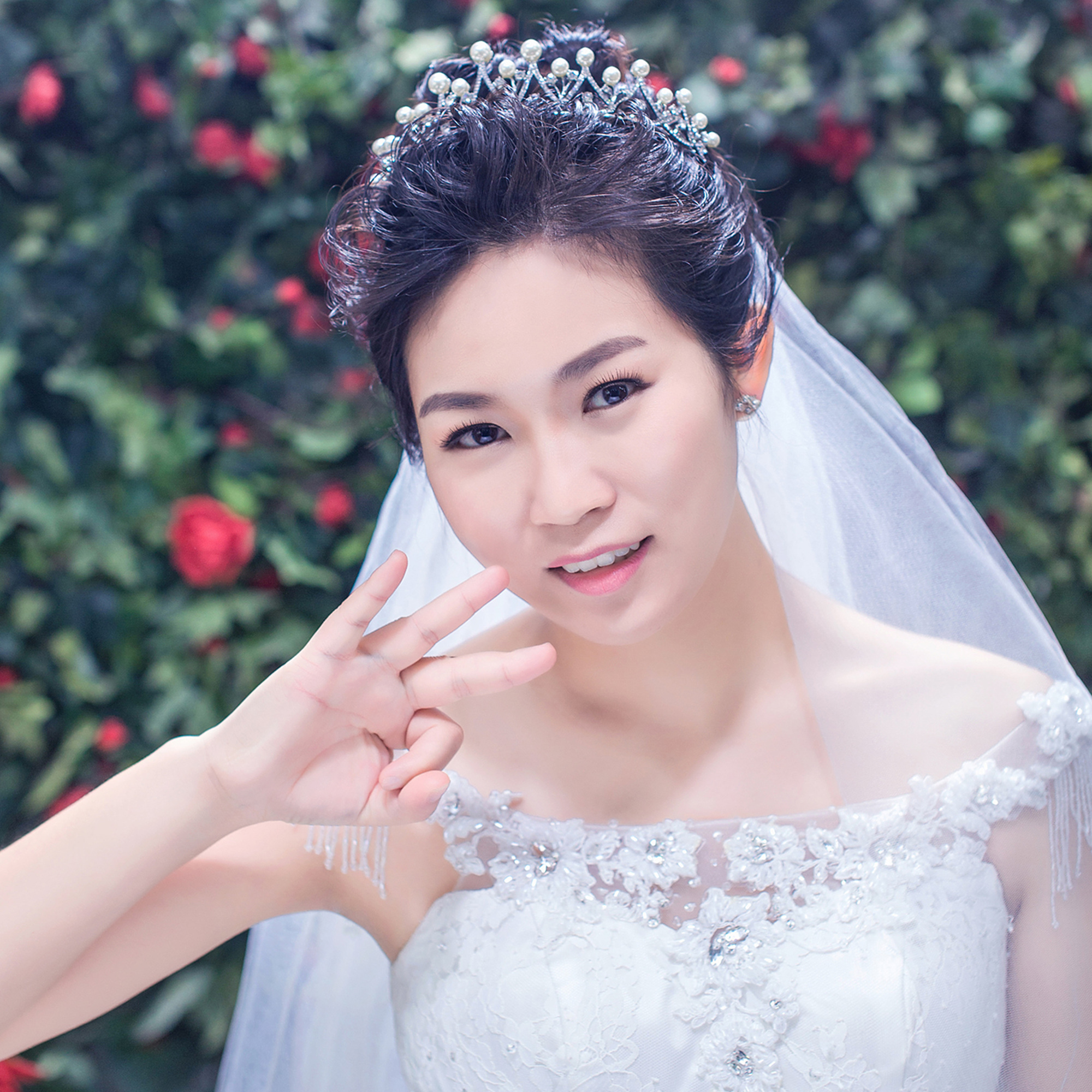 余倩倩的个人履历 - PmTemple